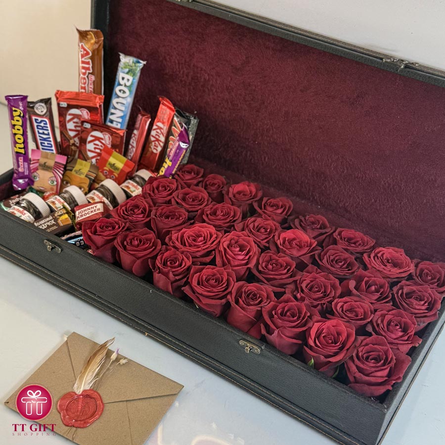 Jaklin Chocolate and Red Rose Flower Box